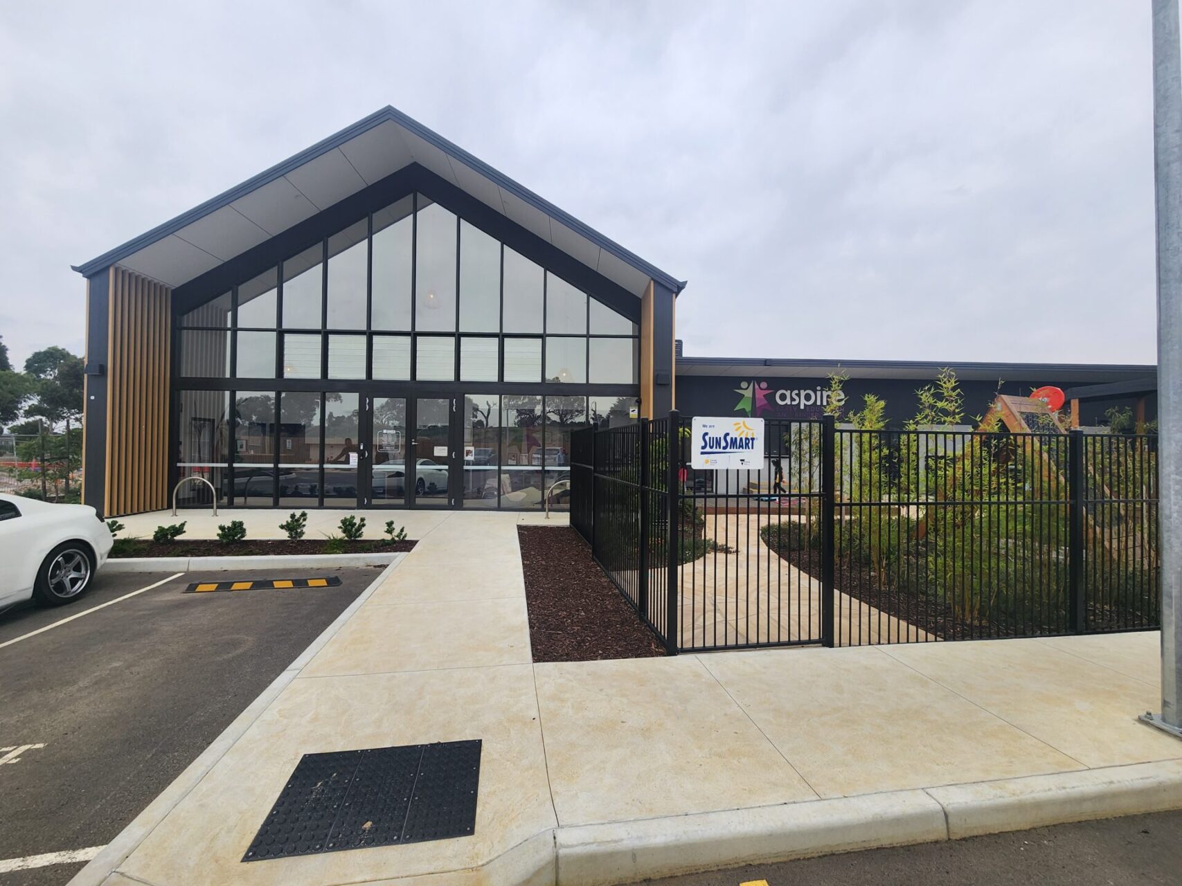 Googong, Childcare - The Stevens Group